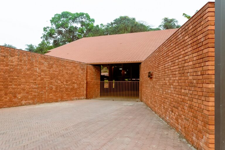 Embracing Diversity MOKSHA Crematorium in Panaji, India - houzezz